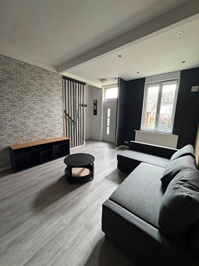 Centre, Marly : Maison 3 pièces à louer