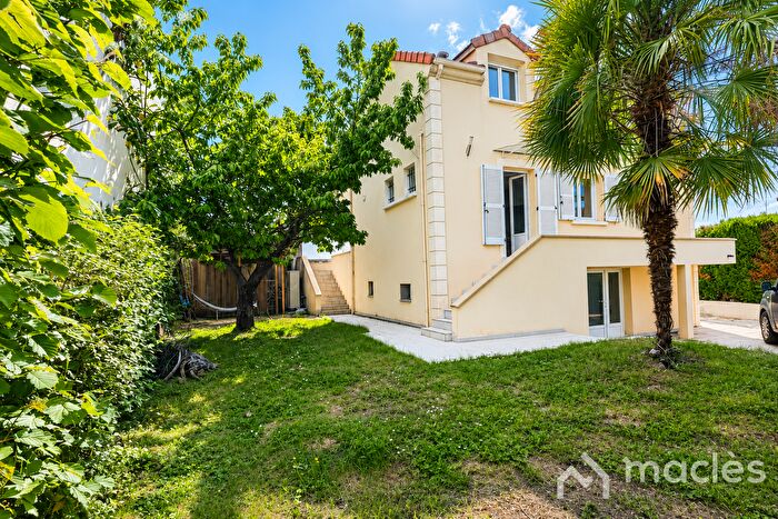 Maison 7 pièces à vendre - Domont, Les Tournesols