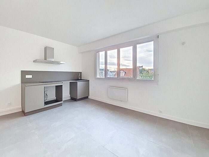 Appartement à louer - Port sous la Lune, Nogent sur Marne - 2 pièces - 1 chambre