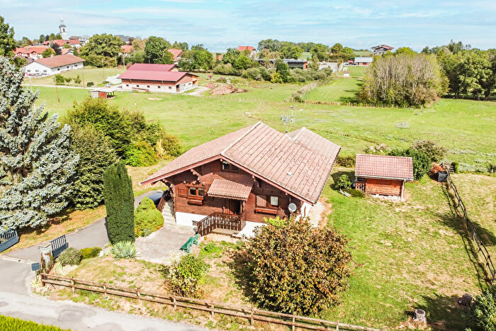 Saint-Paul-en-Chablais : Maison 5 pièces à vendre
