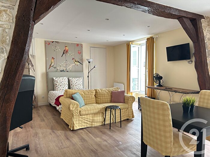 Appartement 1 pièce à vendre à Fontainebleau, Centre-ville