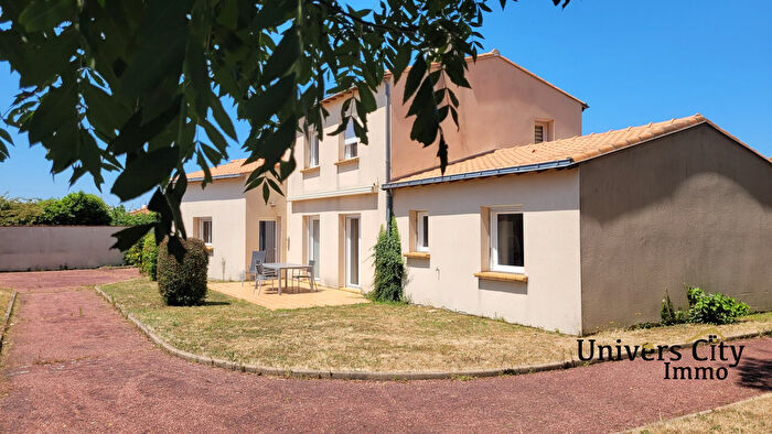 Maison à vendre - Les Sorinières - 6 pièces - 4 chambres