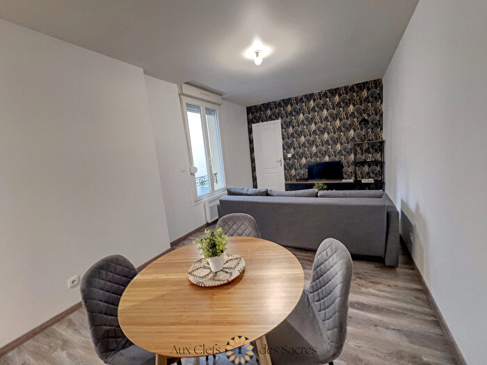 Appartement 2 pièces à Reims, Neufchatel, Orgeval, Laon, Zola, à louer