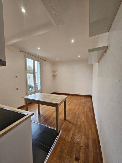 Vaux de Rome, Villejuif : Appartement 2 pièces à louer