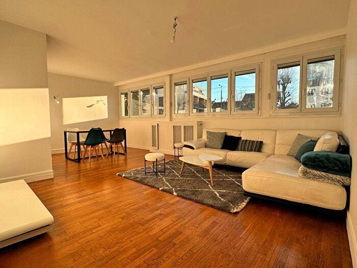 Appartement à louer - Montreuil - 3 pièces - 2 chambres