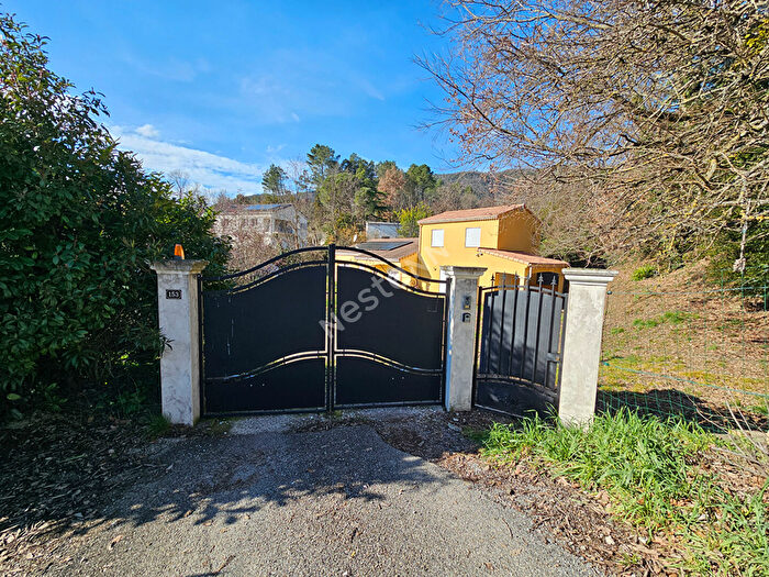 Maison à louer - Flaviac - 7 pièces - 5 chambres