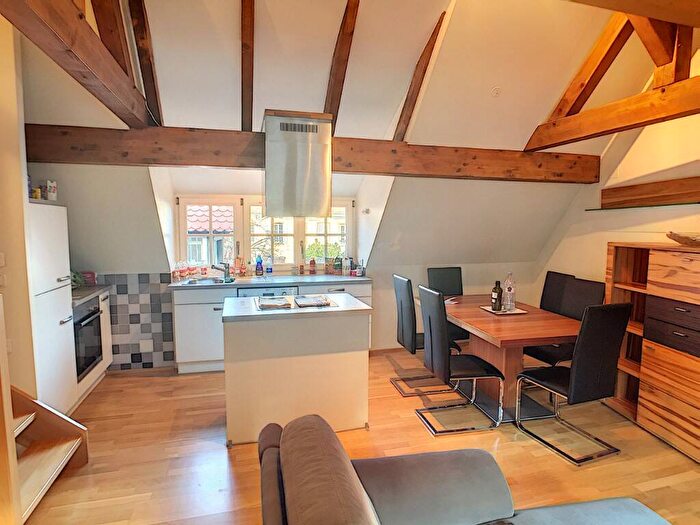 Appartement à louer - Centre, Obernai - 4 pièces - 3 chambres