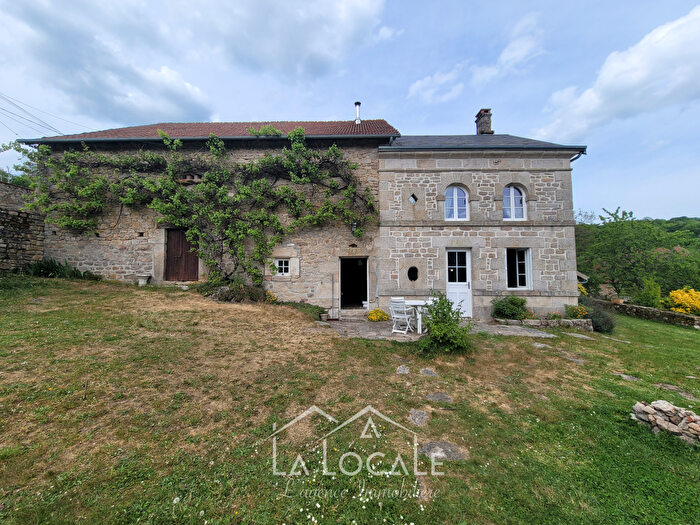 Maison 6 pièces à vendre à Saint-Goussaud