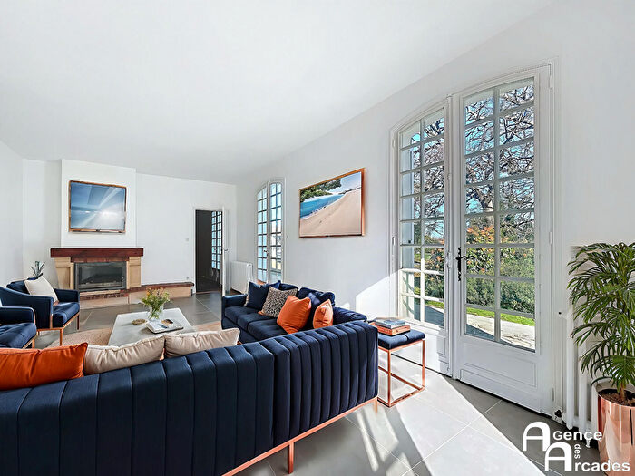 Maison 6 pièces à vendre - Saint-Sulpice-et-Cameyrac
