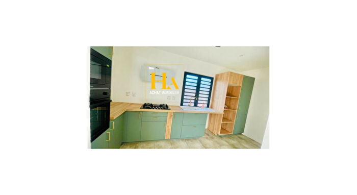 Maison 5 pièces à vendre à Saint-Louis, Bois de Nèfles, Cocos