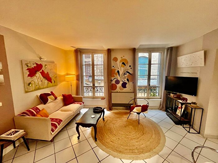 Appartement à vendre - Uzès - 3 pièces - 2 chambres