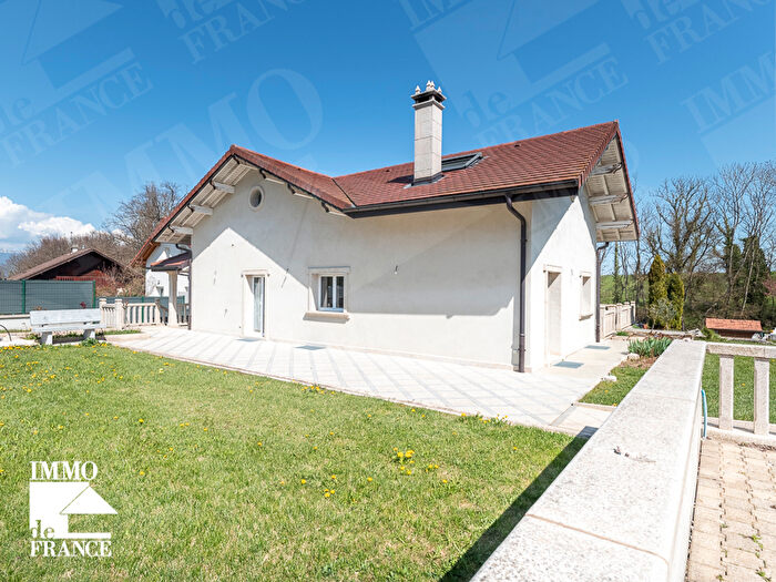 Maison à louer - Chênex - 9 pièces - 5 chambres