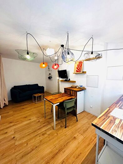 Appartement à louer - Cassayet, Narbonne - 2 pièces - 1 chambre