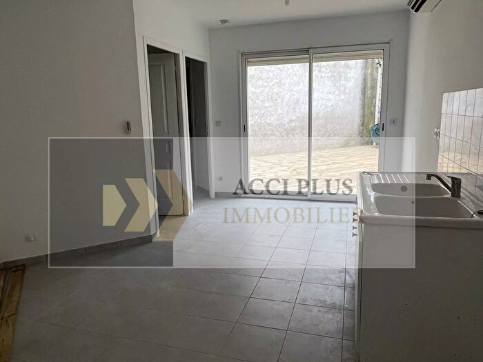 Appartement à louer - Nîmes, Puech du Teil - 2 pièces - 1 chambre