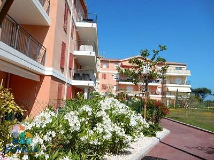 Appartement 3 pièces à Bormes-les-Mimosas, Centre-ville, Le Pin, à louer