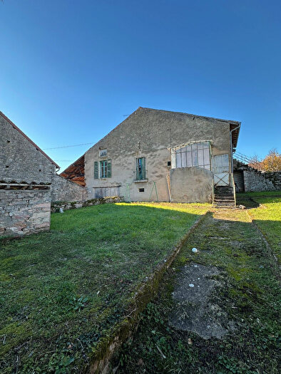 Maison 4 pièces à Uchizy, à vendre