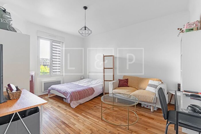 Appartement 1 pièce à vendre à Issy-les-Moulineaux, Centre-ville, Corentin Celton, Les Varennes