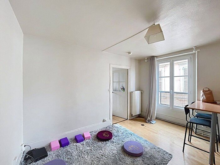 Appartement 2 pièces à Rive Droite-Apport Paris Gare, Corbeil-Essonnes, à louer