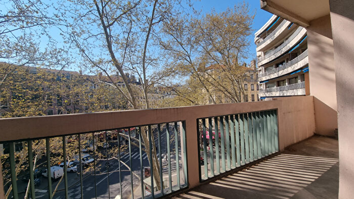 Appartement à vendre - Lyon e , Voltaire, Part Dieu - 3 pièces - 2 chambres