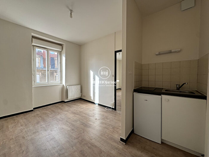 Appartement à louer - Limoges, Aurence, Corgnac, Cité universitaire, Beaublanc - 2 pièces - 1 chambre