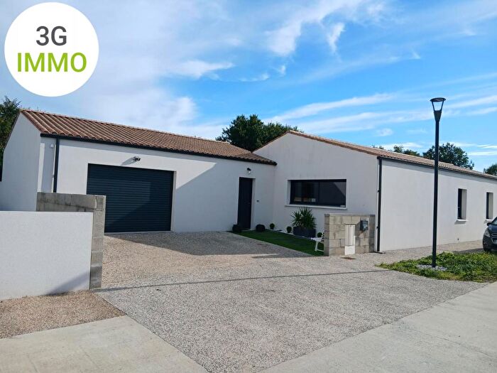 Maison à vendre - Saint-Hippolyte - 6 pièces - 4 chambres