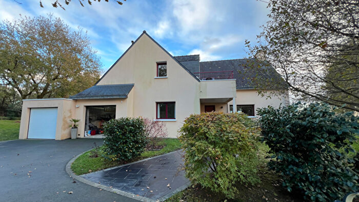 Maison à vendre - Pluneret - 8 pièces - 6 chambres