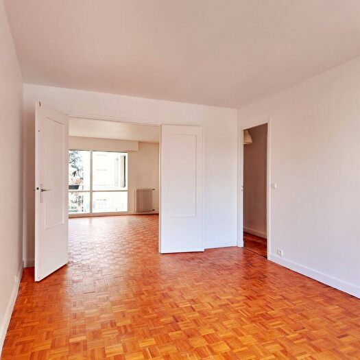 Appartement à louer - Georges Brassens, Paris ème arrondissement - 3 pièces - 2 chambres