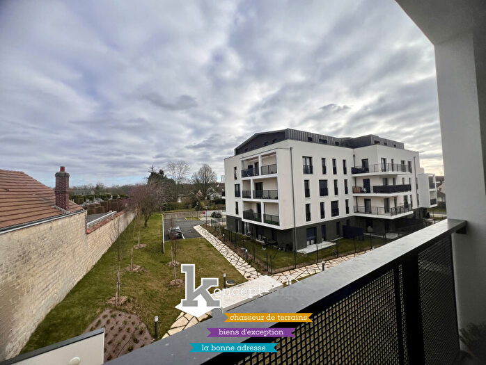 Maisons à vendre et appartements à louer - 1
