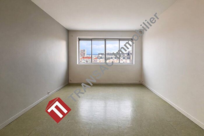 Appartement à louer - Insurrection, Vanves - 3 pièces - 2 chambres