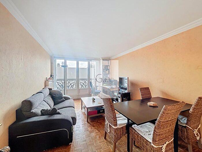 Appartement à vendre - Rueil-Malmaison, Buzenval - 3 pièces - 2 chambres