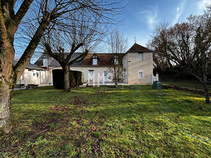 Maison à vendre - Vouvray-sur-Loir - 9 pièces - 4 chambres