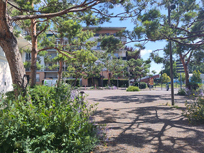 Appartement à vendre - Cergy, Les Hauts-de-Cergy - 3 pièces - 2 chambres