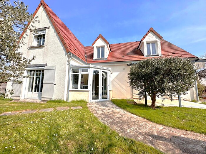 Maison à vendre - Milly-la-Forêt - 8 pièces - 6 chambres