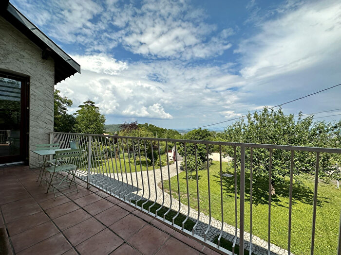 Châteaugay : Maison 8 pièces à vendre