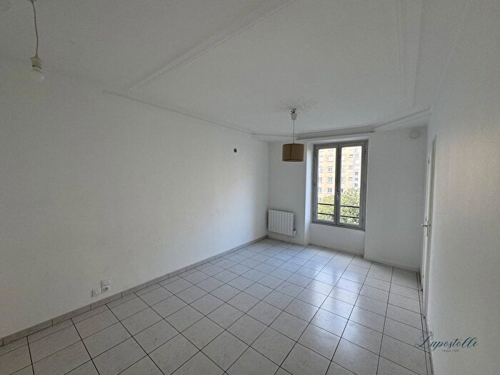 Appartement à louer - Saint Louis, Saint-Mandé - 3 pièces - 2 chambres