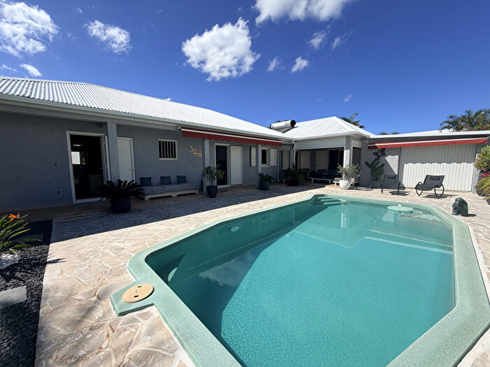 Maison 5 pièces à vendre à Saint-Pierre, Ravine des Cabris