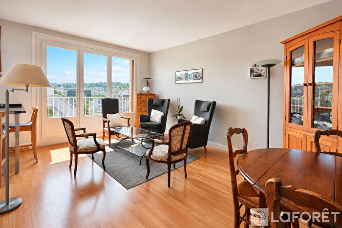 Appartement 4 pièces à vendre à Sèvres, Centre-ville, Cristallerie, Manufacture, Danton