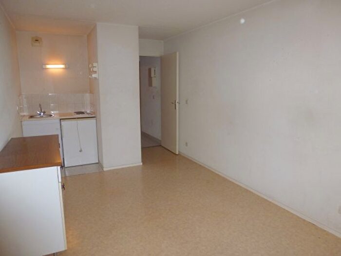 Chambéry, Centre-ville : Appartement 1 pièce à louer