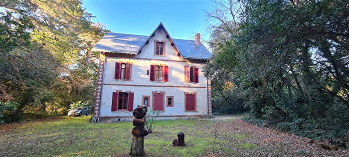 Maison à vendre - Noirmoutier-en-lîle, Bois de la Chaise, Sableaux - 15 pièces - 12 chambres
