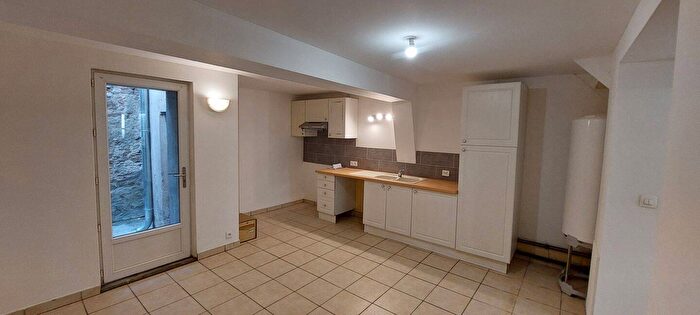 Maison à louer - Alzonne - 5 pièces - 4 chambres