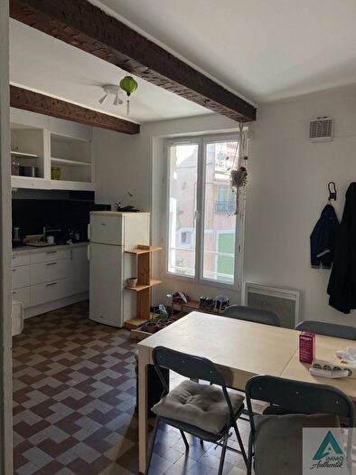 Appartement à louer - Auriol - 3 pièces - 2 chambres