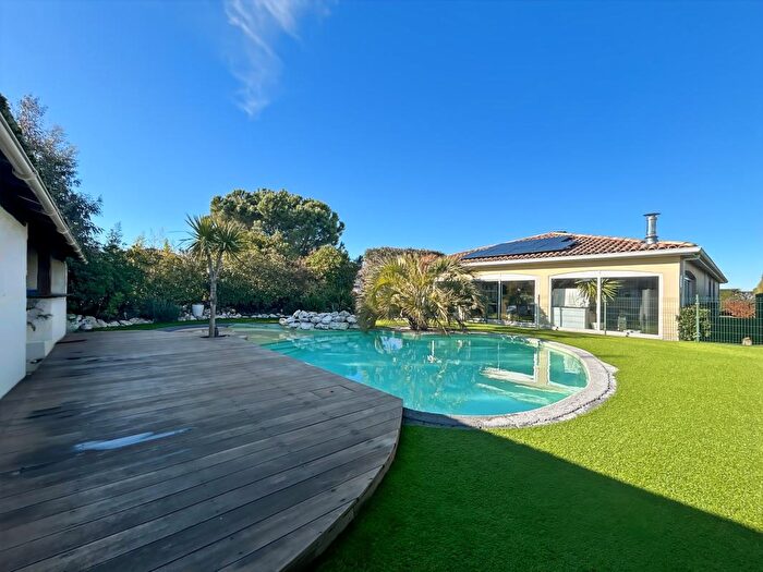 Maison à vendre - Aussonne - 8 pièces - 6 chambres