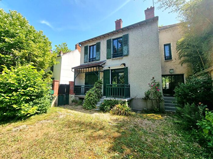 Maison à vendre - Nemours, Centre-ville - 6 pièces - 4 chambres