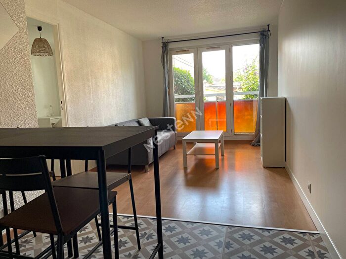 Appartement à louer - Médoquine-Haut-Brion, Talence - 1 pièce
