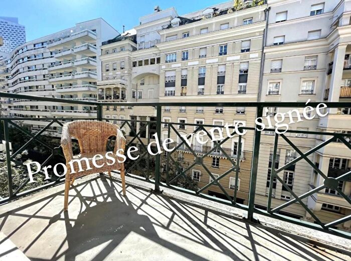 Appartement à vendre - Courbevoie, Faubourg de lArche - 2 pièces - 1 chambre