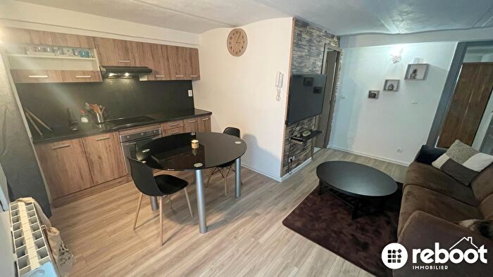 Appartement 2 pièces à louer à Strasbourg, Cronenbourg