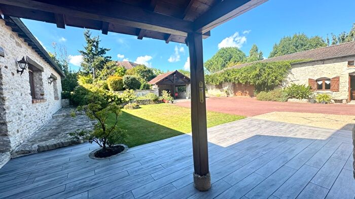 Maison à vendre - Jouy-Mauvoisin - 7 pièces - 4 chambres