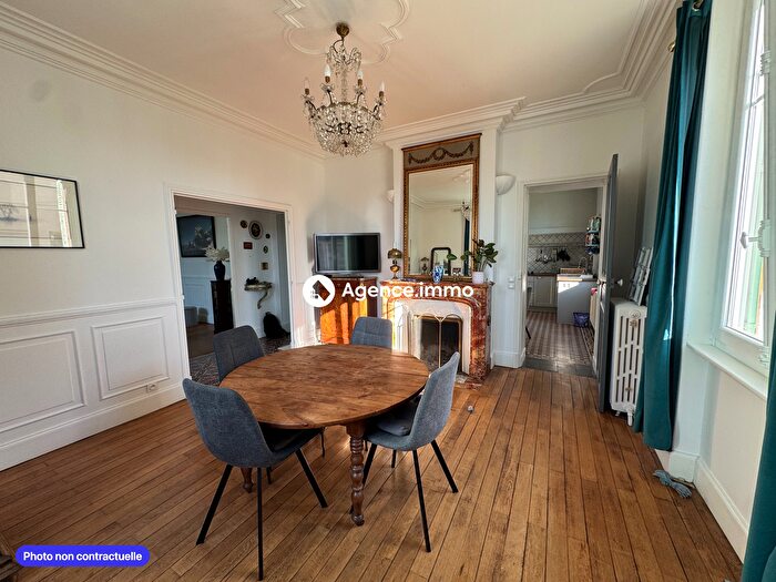 Monnaie : Maison 6 pièces à vendre