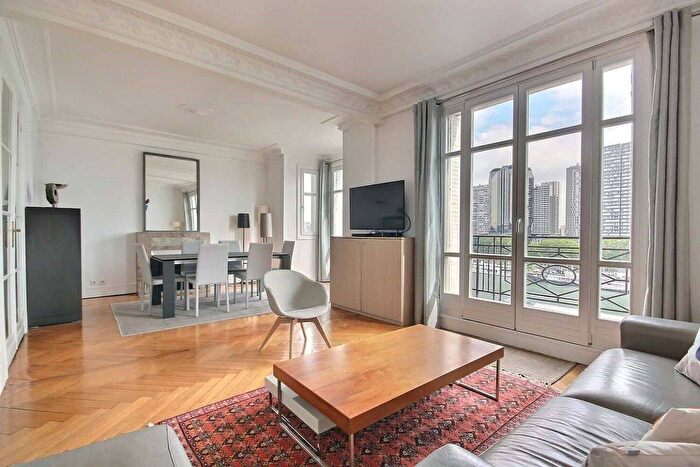 Appartement à louer - Auteuil Nord, Paris ème arrondissement - 2 pièces - 2 chambres