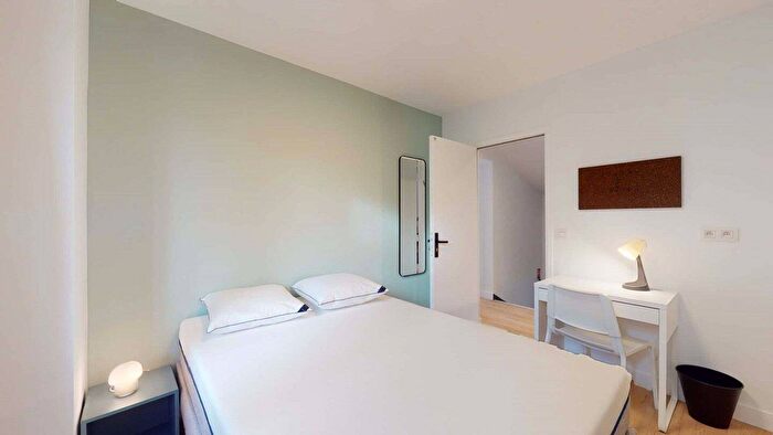 Centre Ville Est, Ivry-sur-Seine : Appartement 1 pièce à louer